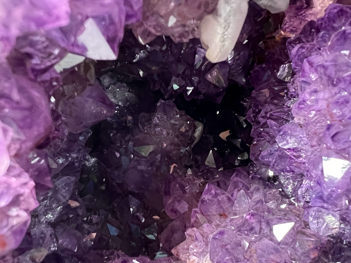 Geody drúzy a minerály nejen k léčbě